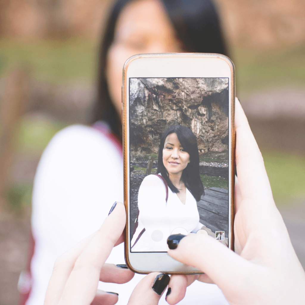 איך נכיר מקומות תיירות מומלצים לבילוי באנגלית בחו"ל?